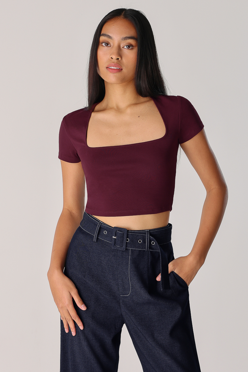 SIENNA CUT-IN BASIC RIBBED TOP - CROPPED (MAROON) | Lovet