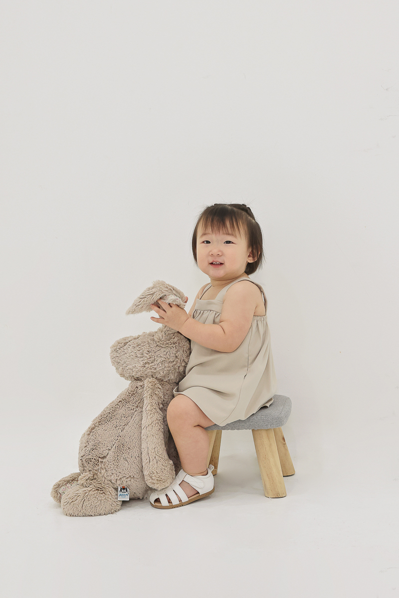 RHEA CROSS-BACK TENT DRESS (TAPIOCA) - MINI GIRL | Lovet