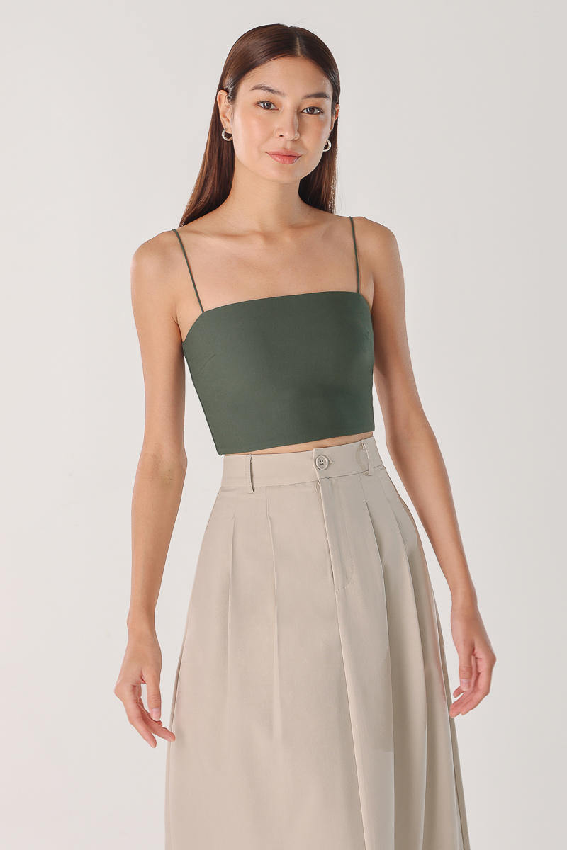AELLA PADDED CAMI TOP - CROPPED (FOREST) | Lovet