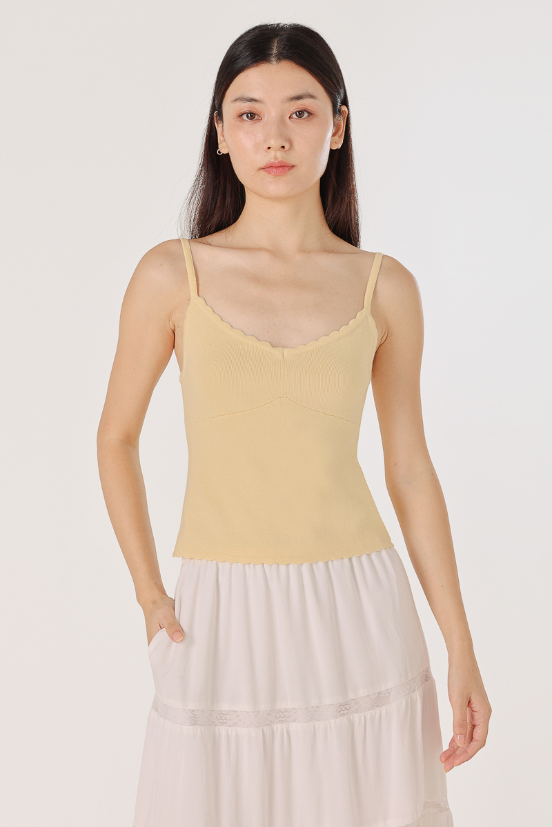 MIREA SCALLOP TRIM V-NECK CAMI KNIT TOP (YELLOW) | Lovet