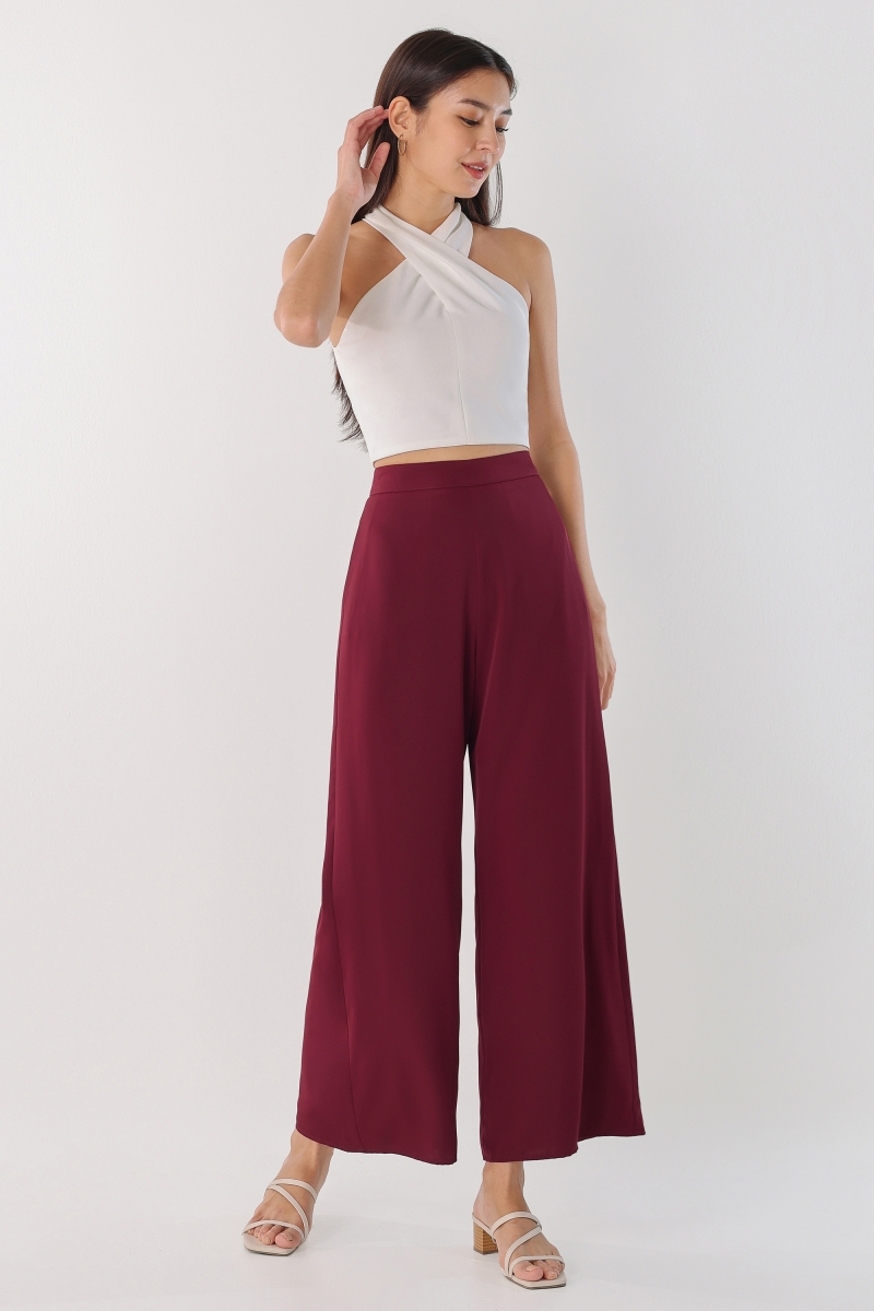 GEIA PADDED HALTER TOP (WHITE) | Lovet