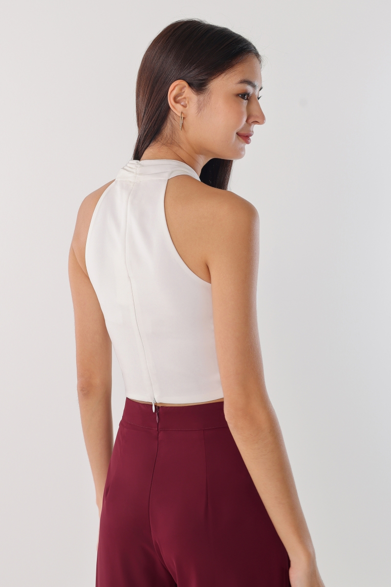 GEIA PADDED HALTER TOP (WHITE) | Lovet